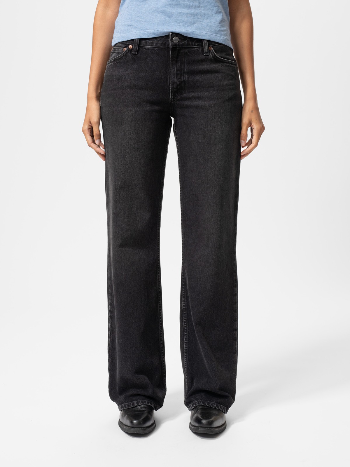 Wide Heidi Slow Black loose fit low waist jeans | Nudie Jeans