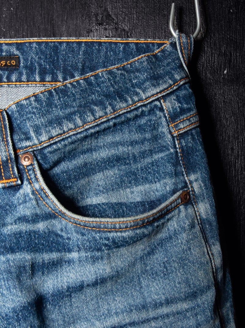 Solid Ollie Life Tracks slim straight jeans | Nudie Jeans
